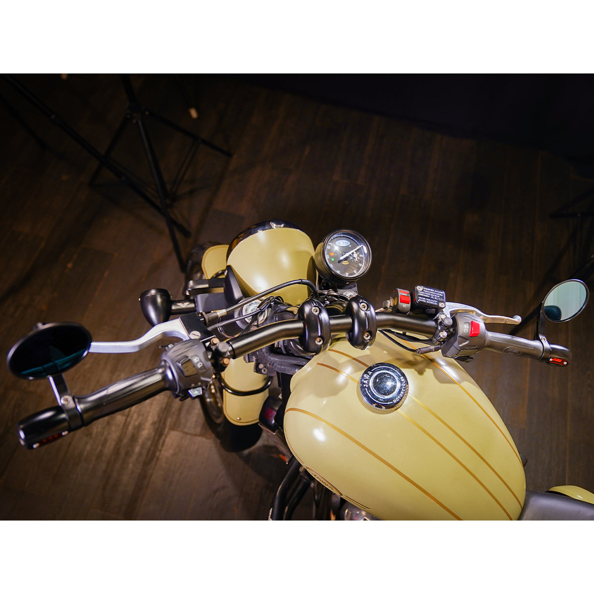 Vardenchi – Hot Rod Handle Jawa